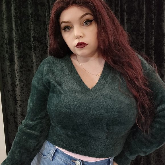 Chelsea & Violet | Sweaters | Chelsea Violet Hunter Green Cozy Eyelash ...